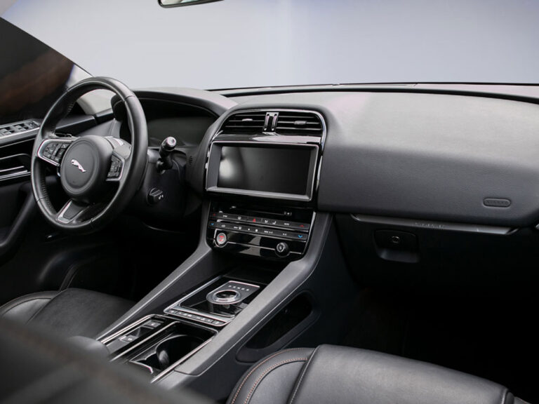 Top Partner for Automotive Imagery Solutions - Car Photo Editing